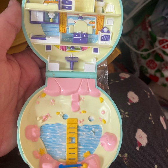 Blue Bird | Toys | Blue Bird Compact Dollhouse Beach House 989 | Poshmark